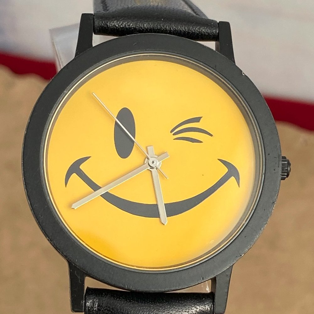 Vintage Rare Joe Boxer Smiley Face - Gem